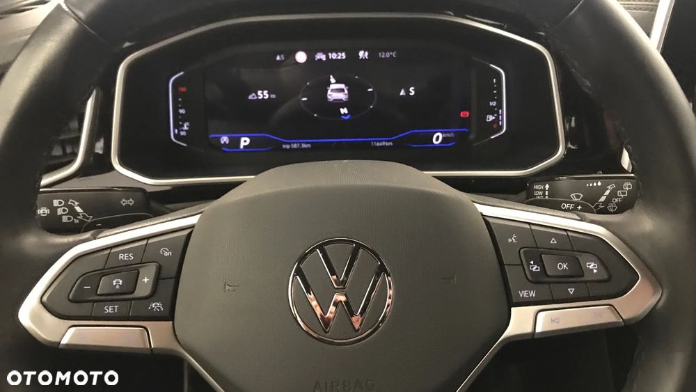 Używany Volkswagen T-Roc 2023 - 70 900 PLN, 11 649 km - Otomoto.pl