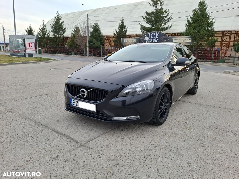 Utilizat Volvo V40 2017 - 7 500 EUR, 206 500 km - Autovit.ro