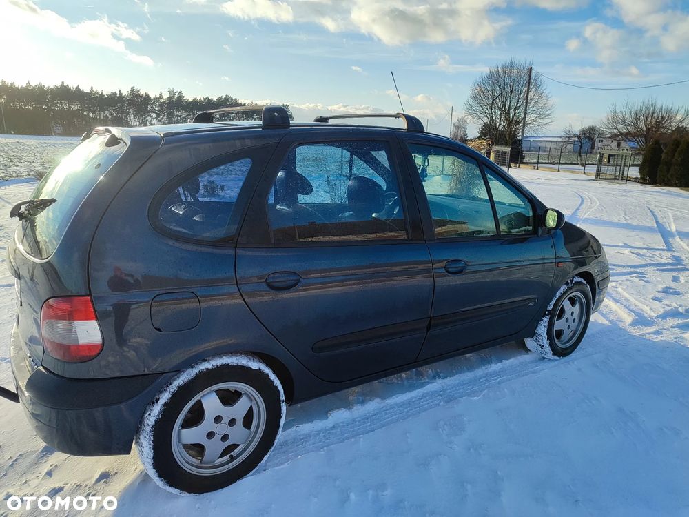 Używany Renault Scenic 2002 - 3 950 PLN, 302 000 km - Otomoto.pl