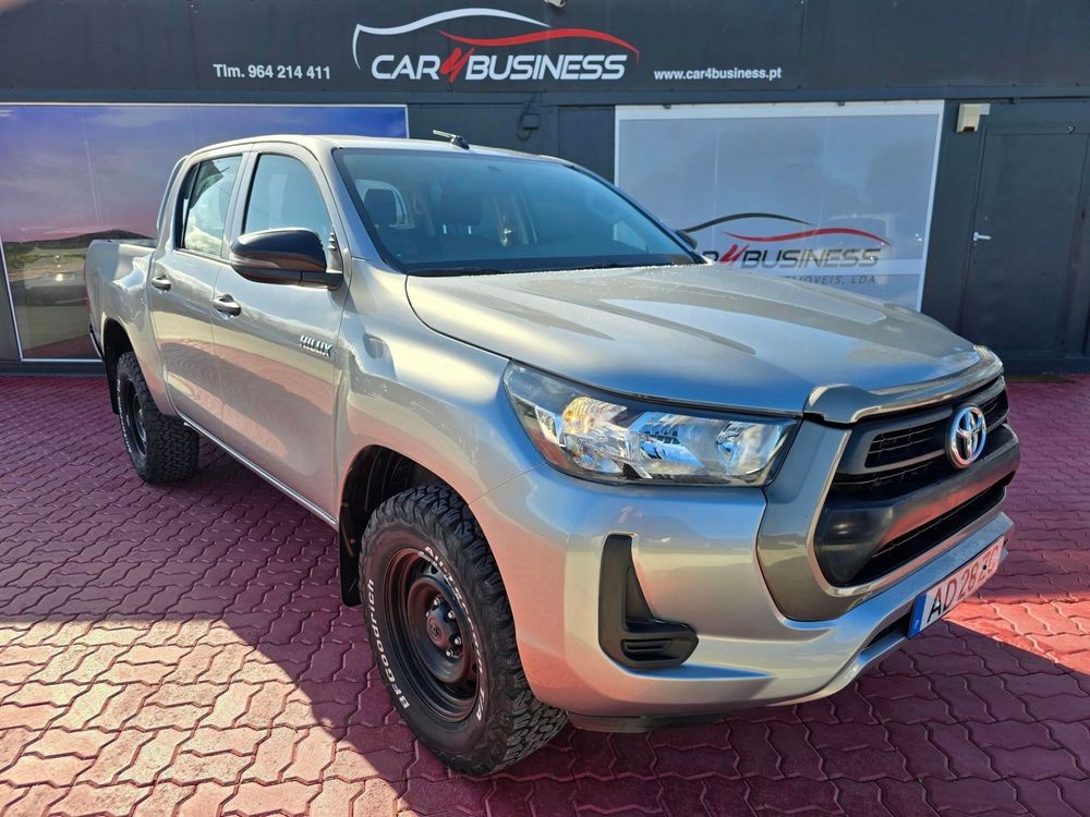 Usado Toyota Hilux 2020 - 34 500 EUR, 89 700 km - Standvirtual.com