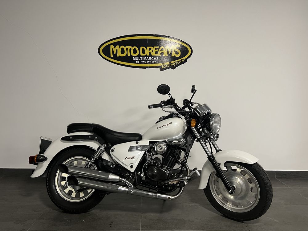 Usado Keeway Superlight 2015 - 1 900 EUR - Standvirtual.com