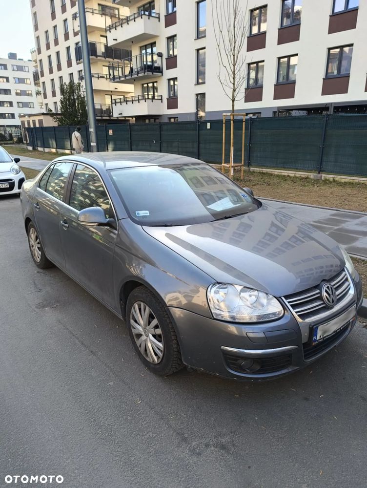 Używany Volkswagen Jetta 2010 - 11 000 PLN, 174 000 km - Otomoto.pl
