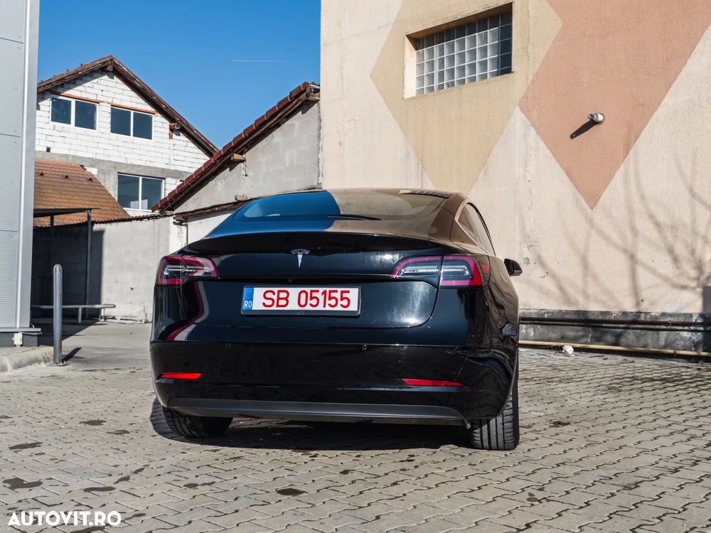 Utilizat Tesla Model 3 2019 - 24 000 EUR, 41 000 km - Autovit.ro