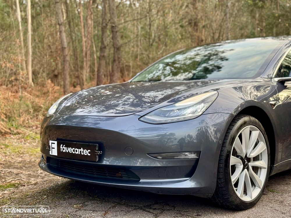 Usado Tesla Model 3 2019 - 24 950 EUR, 120 000 km - Standvirtual.com