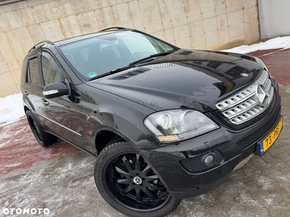 Używany Mercedes-Benz ML 2005 - 39 999 PLN, 280 000 km - Otomoto.pl