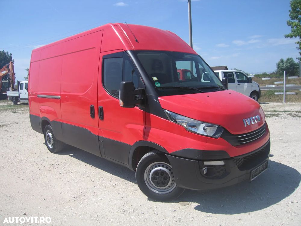 Utilizat Iveco DAILY 35 S 12 , DUBA XL, AUTOMATA , CLIMATRONIC . 2016 ...