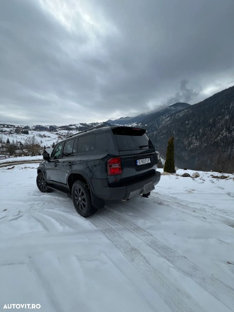 Utilizat Toyota Land Cruiser 2025 - 66 000 EUR, 6 700 km - Autovit.ro