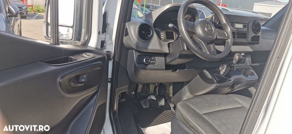 Second hand Mercedes-Benz Sprinter - 27 965 EUR67 212 km - Autovit