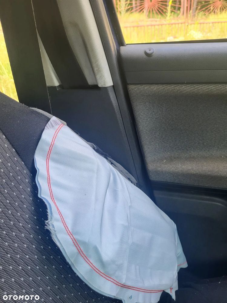 Używany Skoda Fabia 2011 - 3 700 PLN, 312 000 km - Otomoto.pl