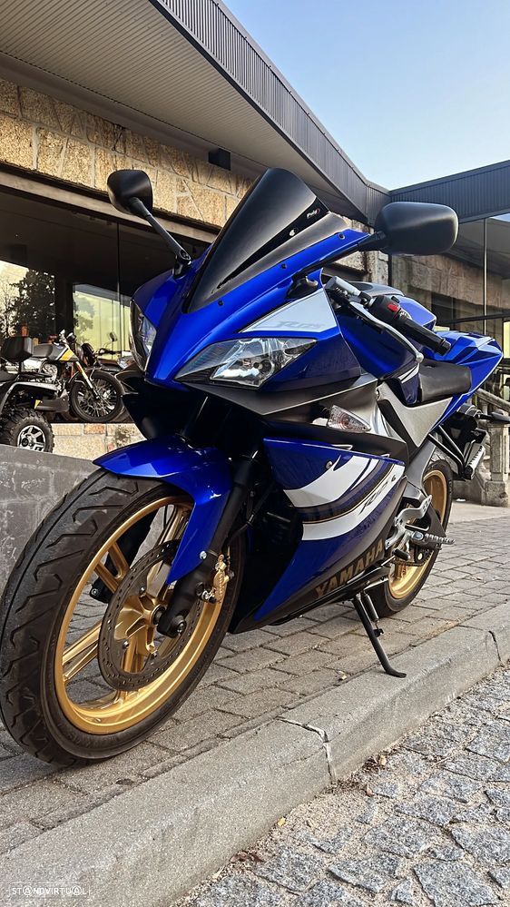 Usado Yamaha YZF 2008 - 3 350 EUR - Standvirtual.com
