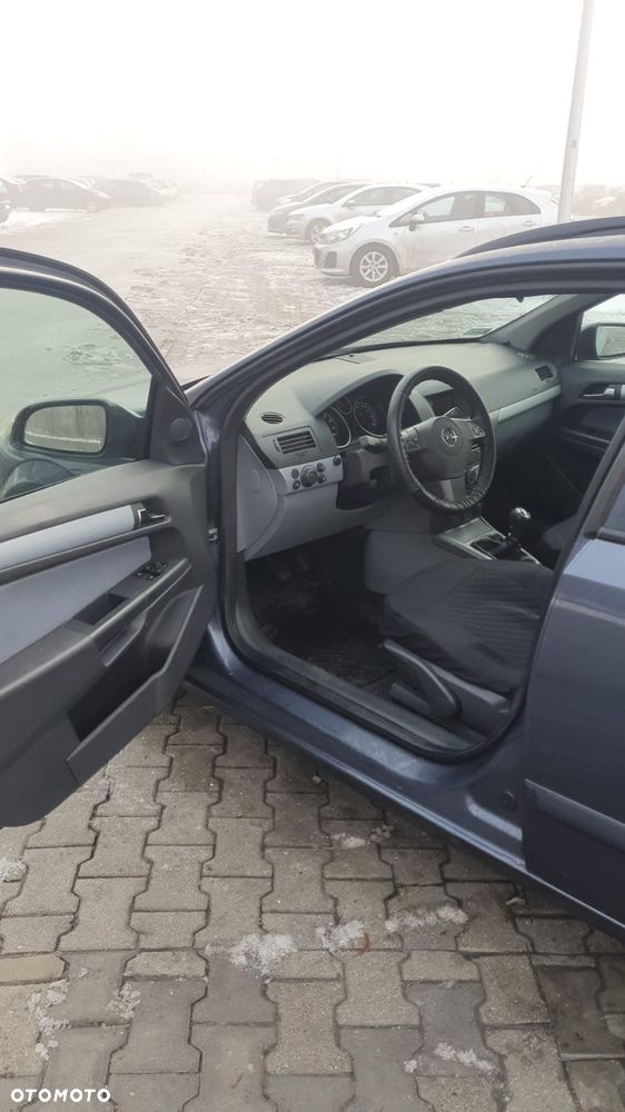 Używany Opel Astra 2005 - 8 900 PLN, 164 975 km - Otomoto.pl