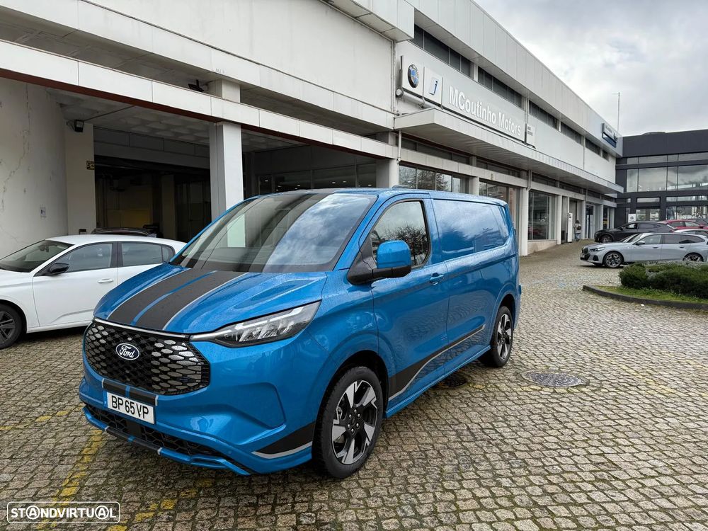 Usado Ford Transit Custom Sport 320 L1 BEV 83 kWh 2024 - 49 900 EUR, 1 ...