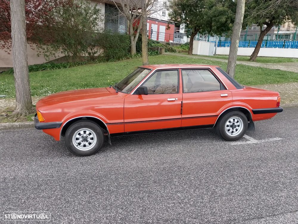 Usado Ford Cortina 1980 - 3 000 EUR, 120 000 km - Standvirtual.com