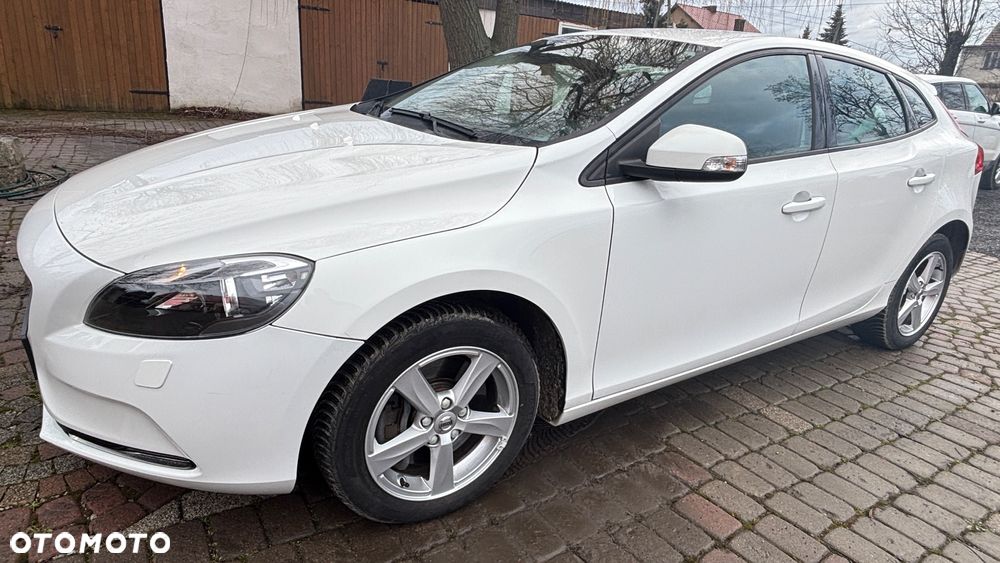 Używany Volvo V40 2016 - 43 900 PLN, 119 000 km - Otomoto.pl