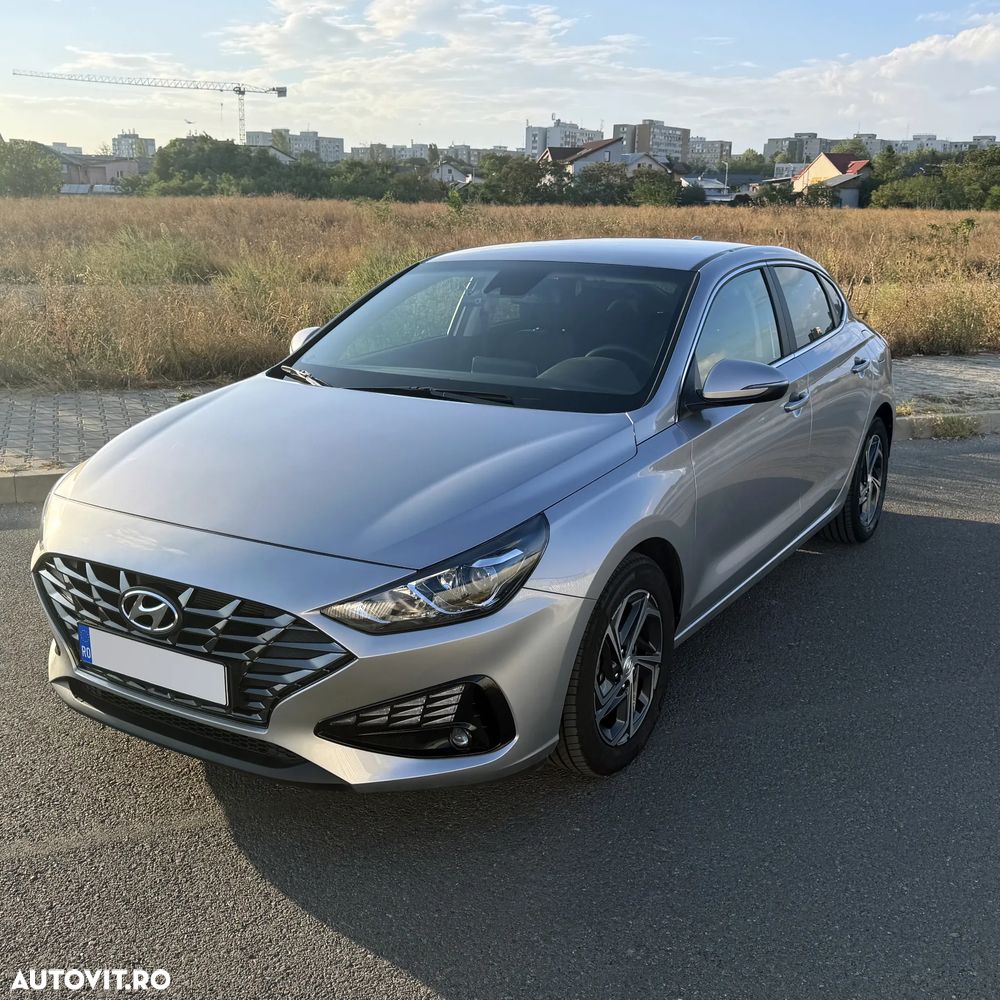 Utilizat Hyundai i30 2023 - 19 000 EUR, 5 200 km - Autovit.ro