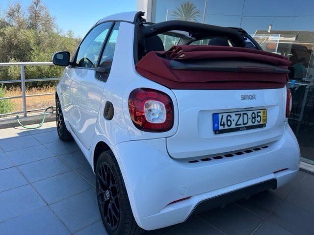 Usado Smart ForTwo Coupé 2019 - 16 800 EUR, 25 444 km - Standvirtual.com
