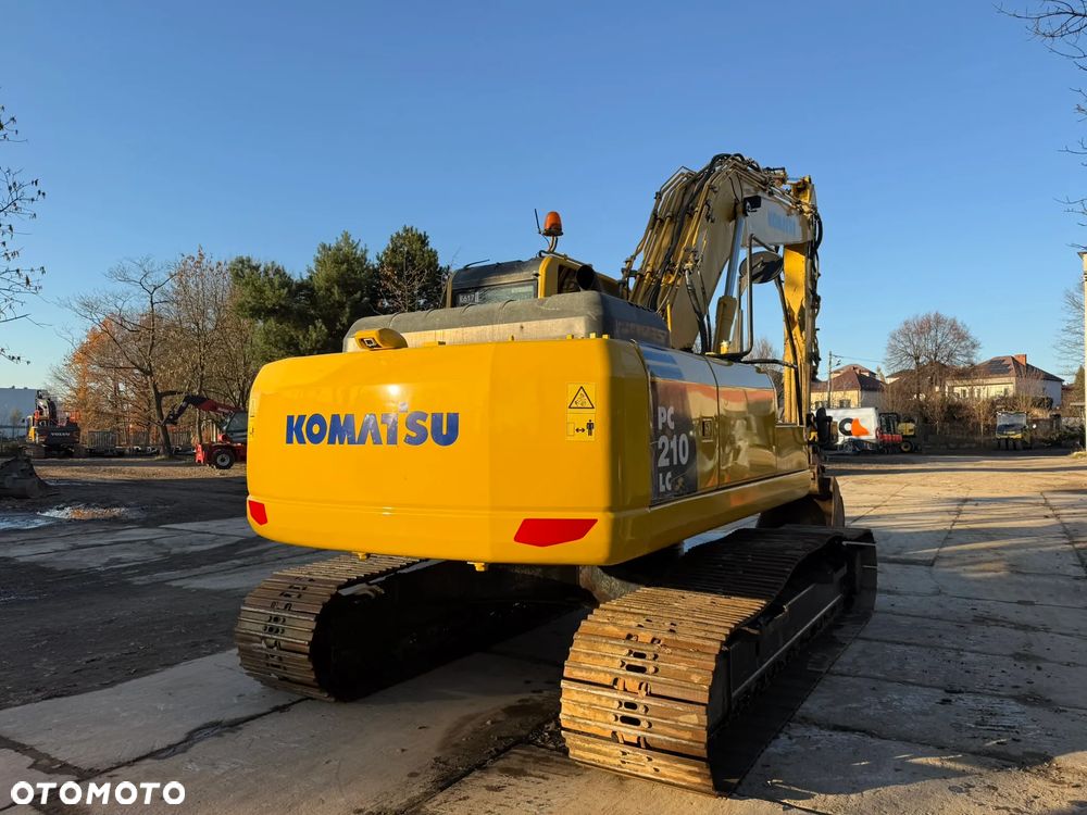 Używany Komatsu PC 210 LC - 8 2014 - 232 470 PLN - Otomoto.pl