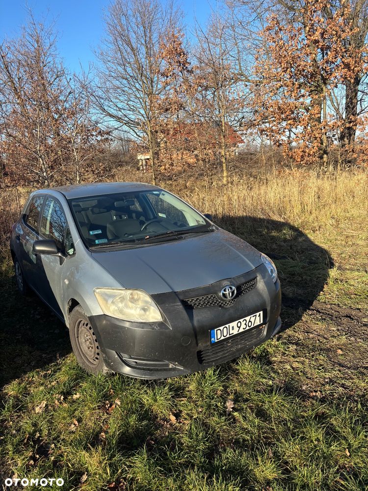 Używany Toyota Auris 2009 - 4 000 PLN, 379 544 km - Otomoto.pl
