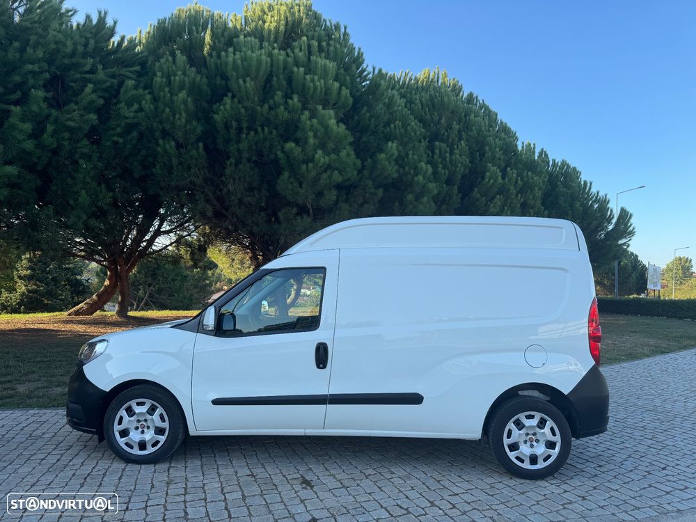Usado Fiat Doblo Maxi XL 2023 - 16 950 EUR, 46 611 km - Standvirtual.com