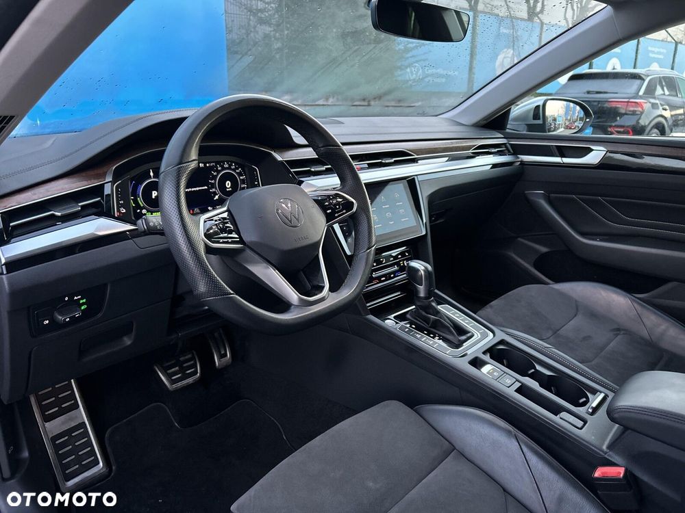 Używany Volkswagen Arteon 2022 - 99 900 PLN, 121 407 km - Otomoto.pl