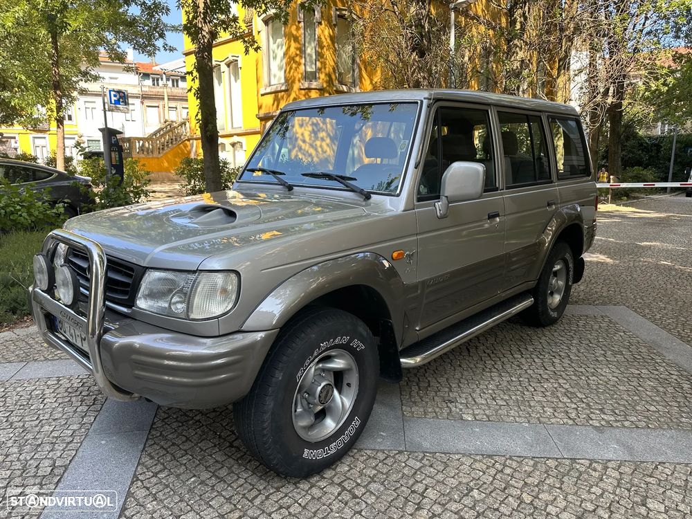 Usado Hyundai Galloper 2000 - 8 750 EUR, 187 878 km - Standvirtual.com