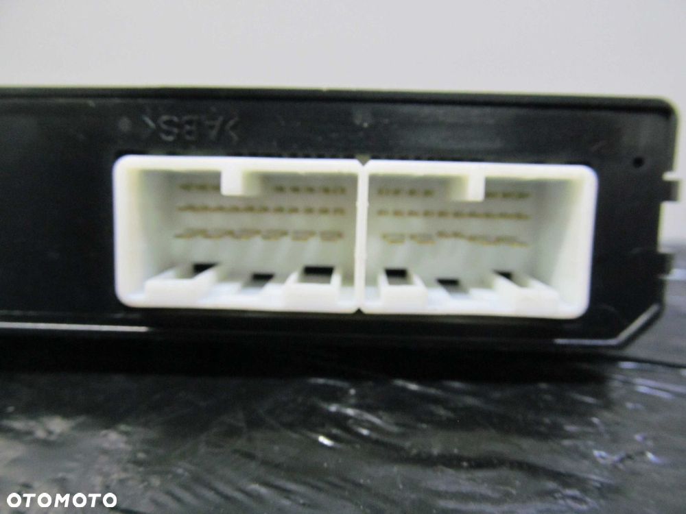 Używany Sterowniki i elementy elektryczne - 70 PLN - Otomoto.pl