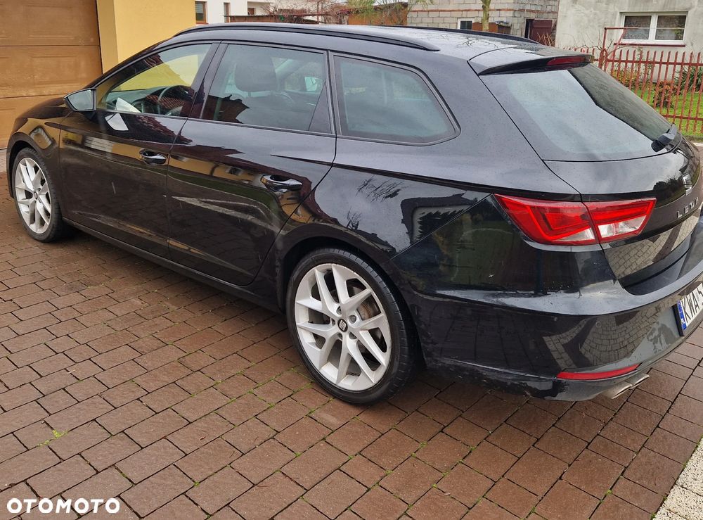 Używany Seat Leon 2015 - 39 900 PLN, 220 000 km - Otomoto.pl