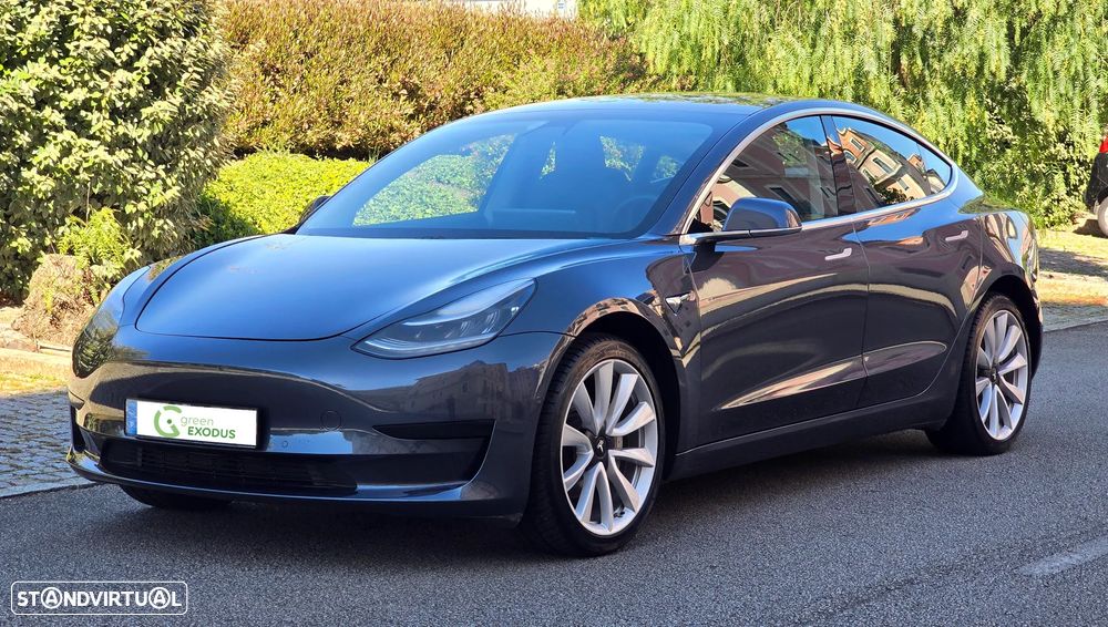 Usado Tesla Model 3 2020 - 23 900 EUR, 108 000 km - Standvirtual.com