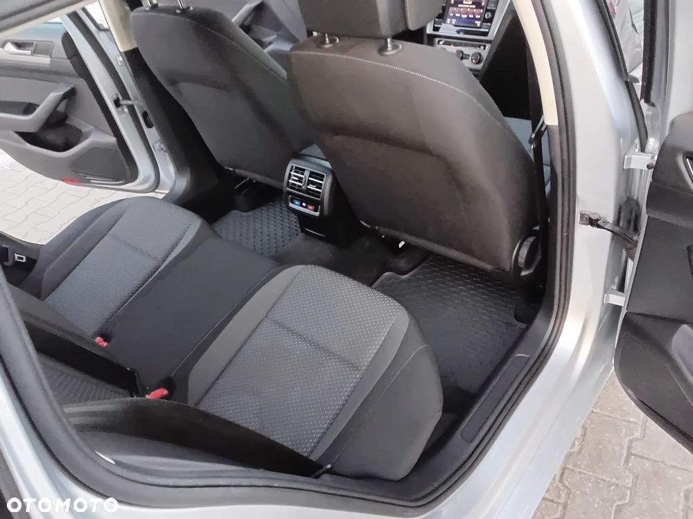 Używany Volkswagen Passat 2017 - 44 900 PLN, 259 444 km - Otomoto.pl