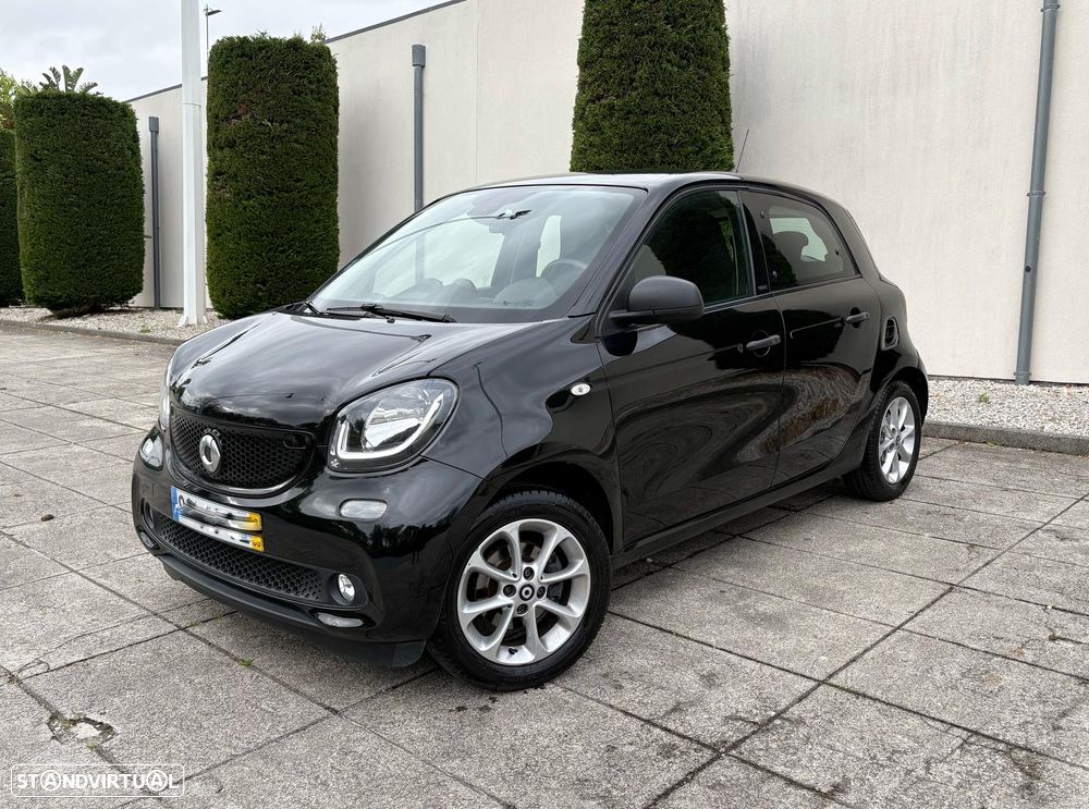 Usado Smart ForFour 2018 - 11 900 EUR, 18 000 km - Standvirtual.com