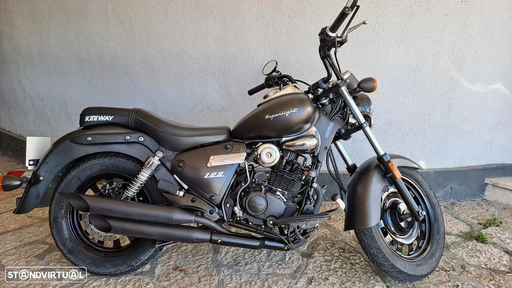 Usados Keeway Superlight - 1 900 EUR6 741 km, 2017 - Standvirtual