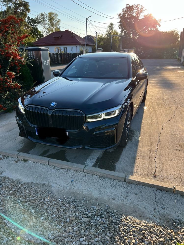 Utilizat BMW Seria 7 2022 - 72 900 EUR, 19 135 km - Autovit.ro