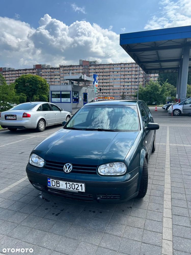 Używany Volkswagen Golf 2001 - 2 700 PLN, 230 000 km - Otomoto.pl