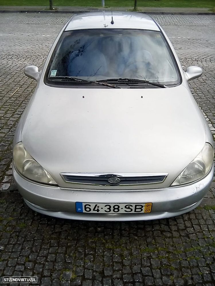 Usado Kia Rio SW 2001 - 650 EUR, 317 000 km - Standvirtual.com