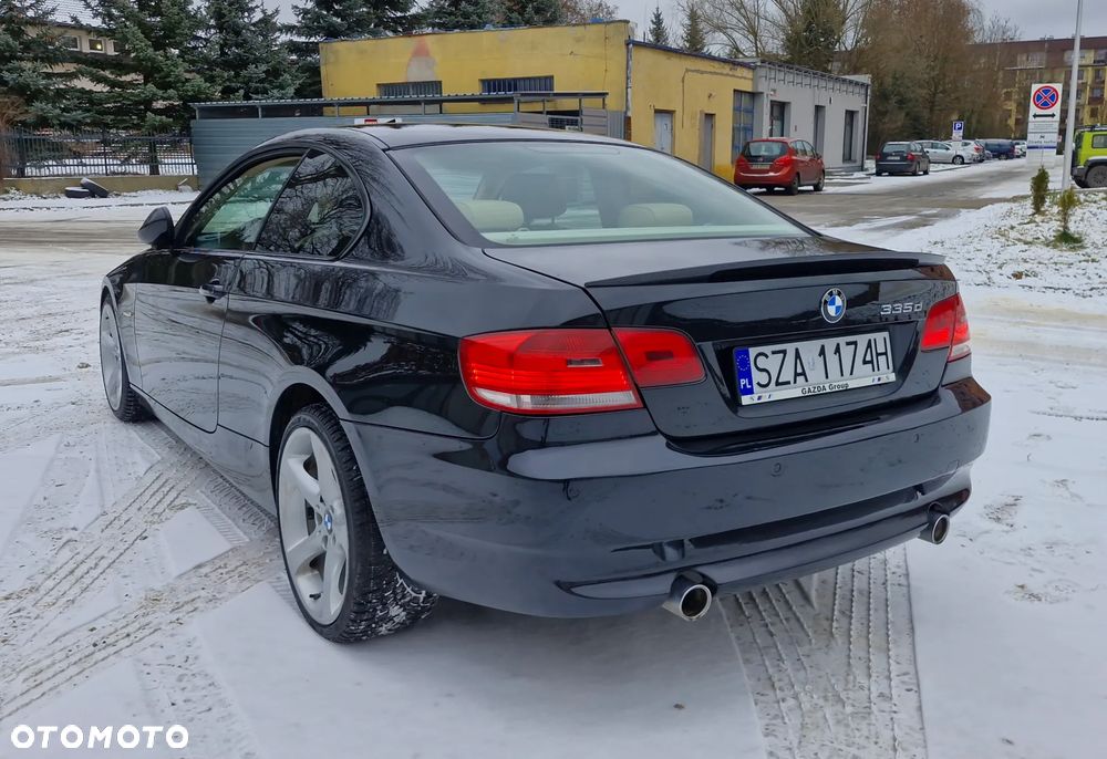 Używany BMW Seria 3 2009 - 43 900 PLN, 306 000 km - Otomoto.pl