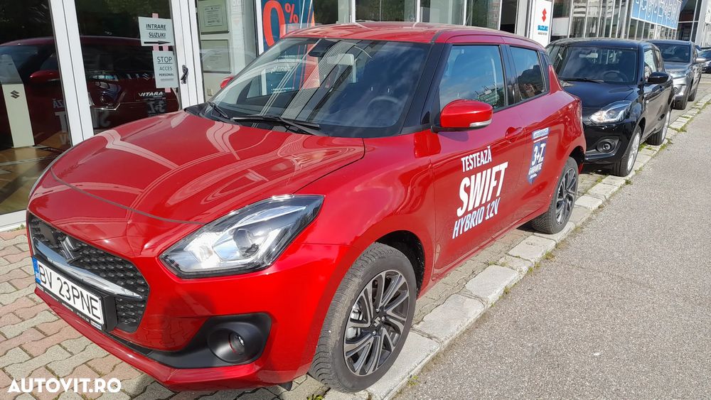 Utilizat Suzuki Swift 2023 - 18 600 EUR, 300 km - Autovit.ro