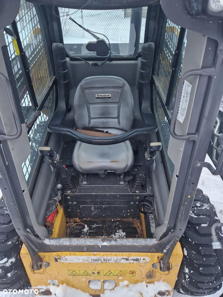 Używany New Holland L216 2018 - 84 255 PLN - Otomoto.pl