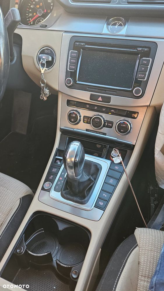 Używany Volkswagen CC 2012 - 8 000 PLN, 231 680 km - Otomoto.pl