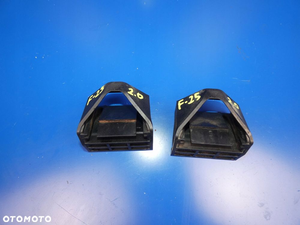 Używany Elementy mocujące - 50 PLN - Otomoto.pl