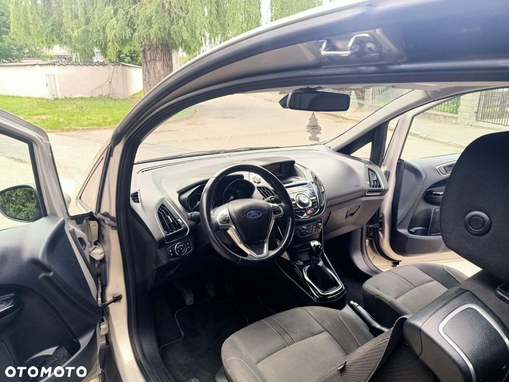 Używany Ford B-MAX 2015 - 20 700 PLN, 183 302 km - Otomoto.pl