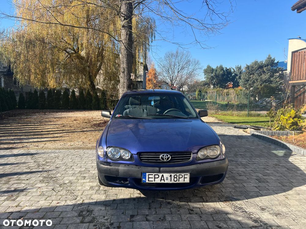 Używany Toyota Corolla 2000 - 2 900 PLN, 280 000 km - Otomoto.pl