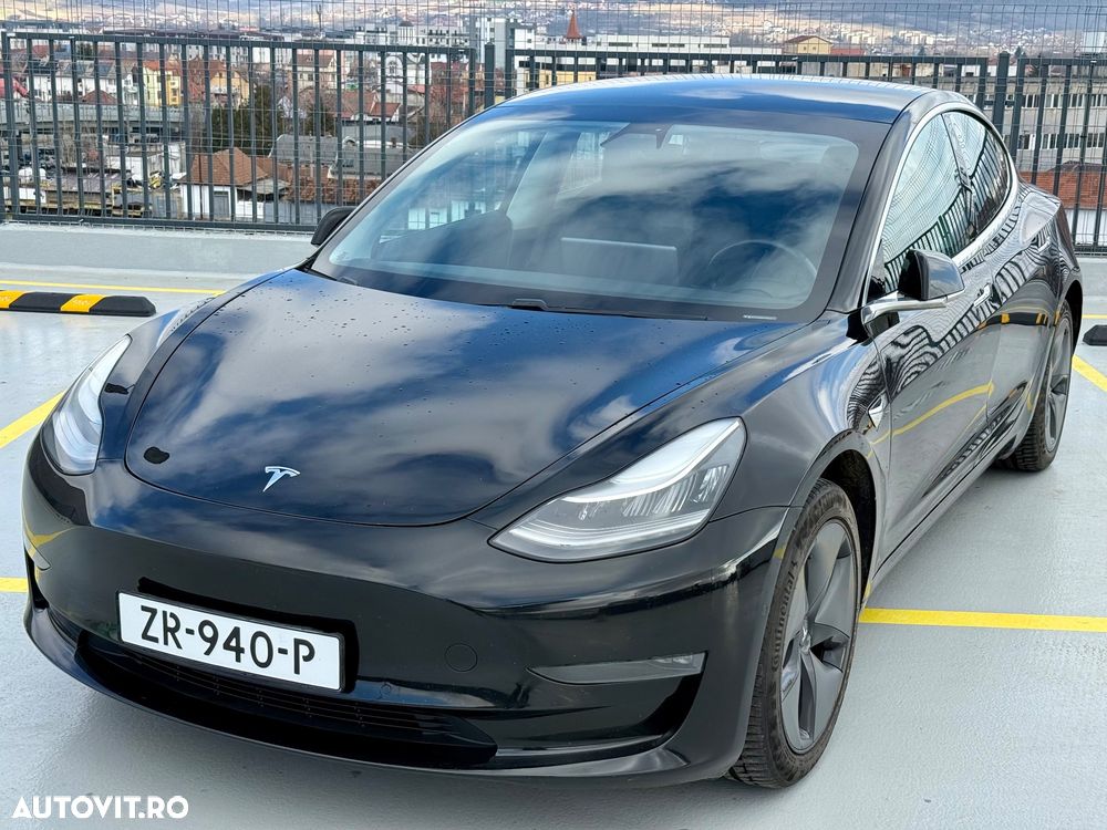 Utilizat Tesla Model 3 2019 - 19 999 EUR, 163 000 km - Autovit.ro