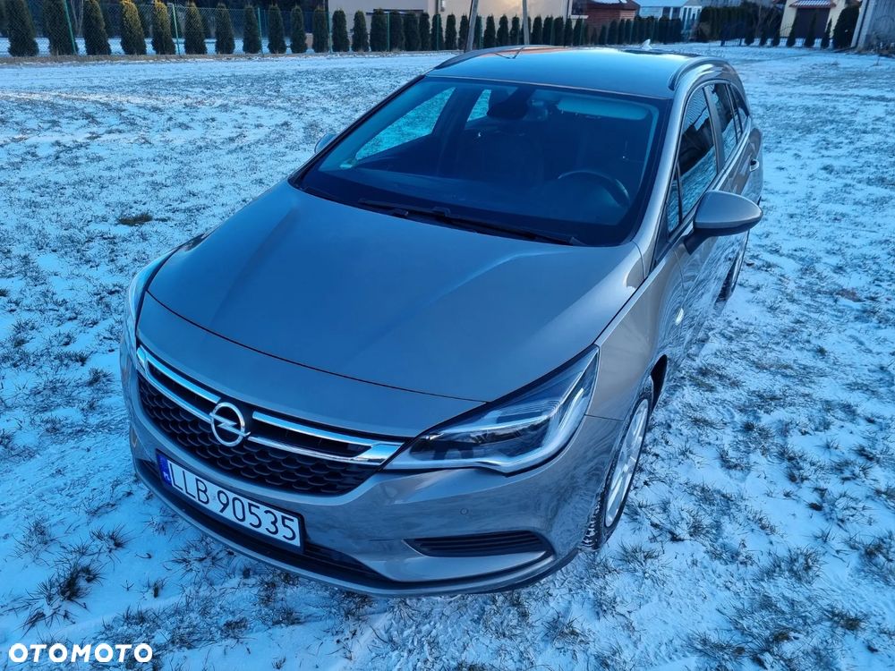 Używany Opel Astra 2017 - 34 900 PLN, 195 600 km - Otomoto.pl
