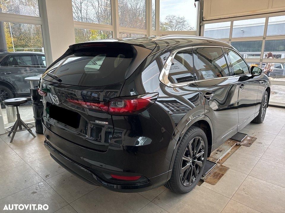 Utilizat Mazda CX-80 2024 - 48 990 EUR, 3 600 km - Autovit.ro