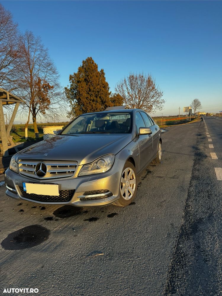 Utilizat Mercedes-Benz C 2011 - 8 000 EUR, 200 530 km - Autovit.ro