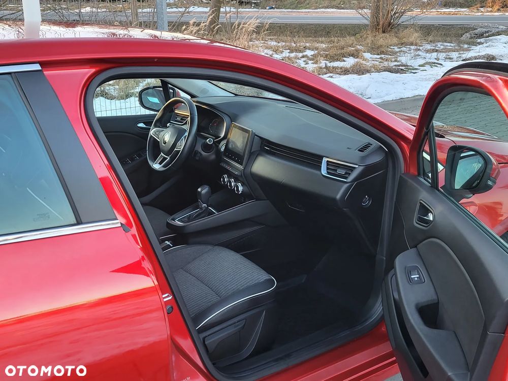 Używany Renault Clio 2021 - 33 500 PLN, 52 000 km - Otomoto.pl