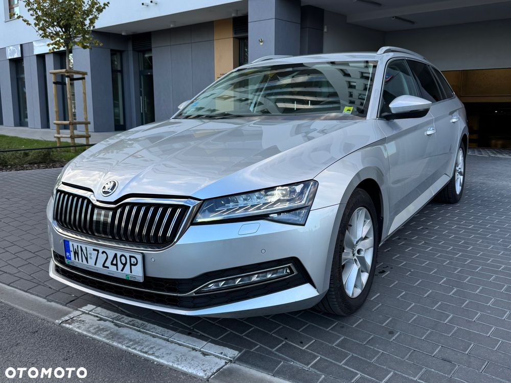 Używany Skoda Superb 2021 - 76 500 PLN, 155 500 km - Otomoto.pl