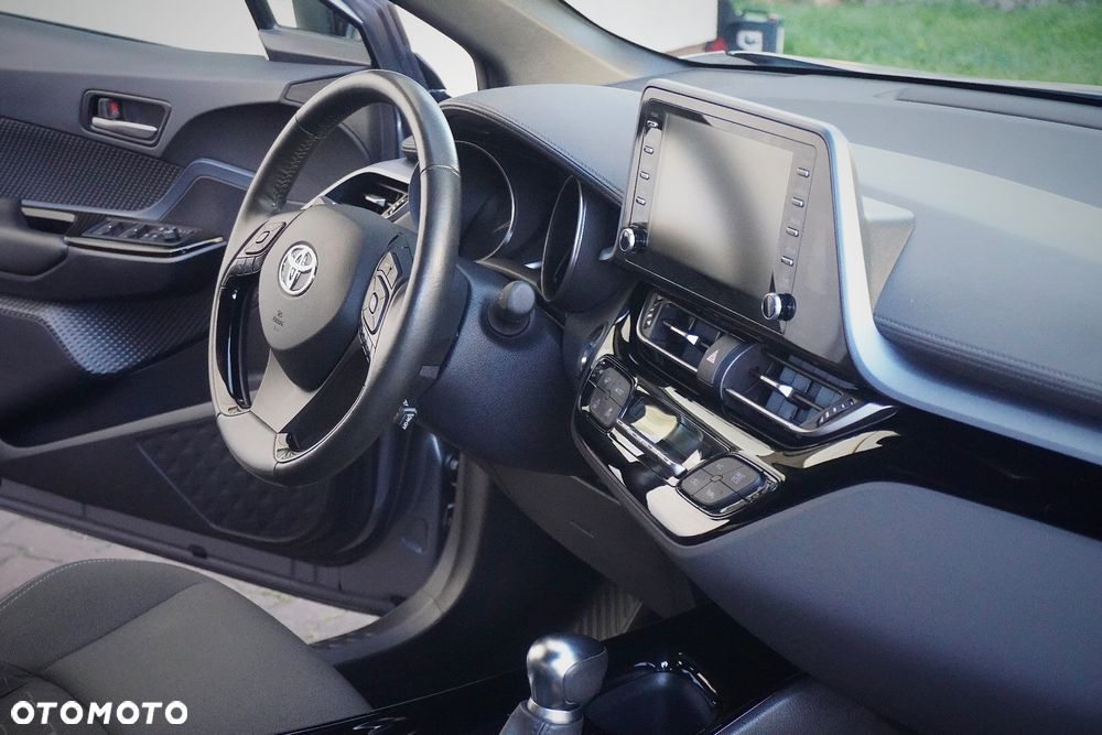 Używany Toyota C-HR 2020 - 97 900 PLN, 58 990 km - Otomoto.pl