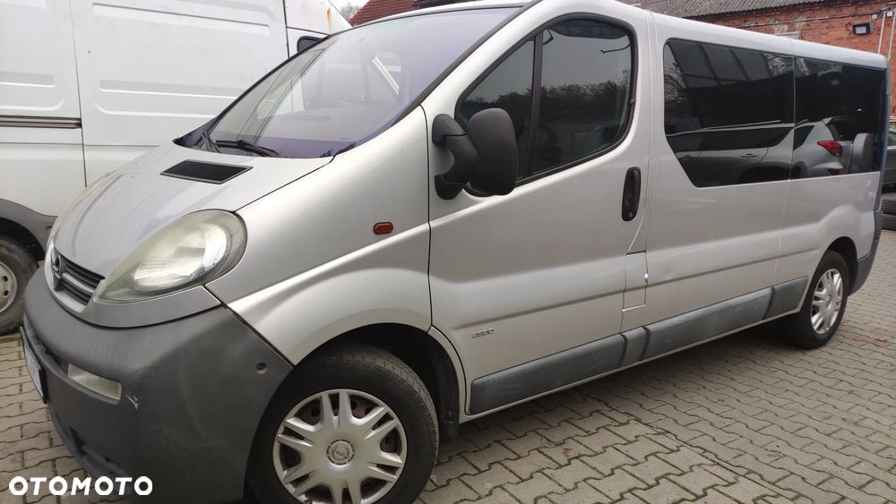 Używany Opel Vivaro 2005 - 24 500 PLN, 273 000 km - Otomoto.pl