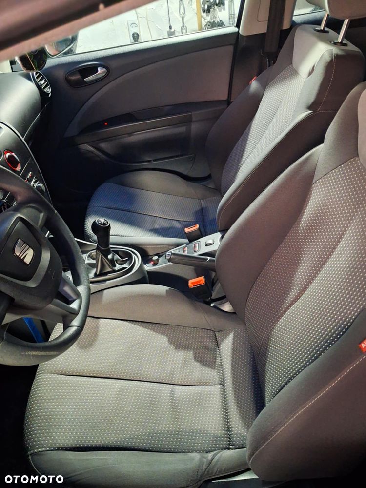 Używany Seat Leon 2009 - 15 500 PLN, 236 284 km - Otomoto.pl